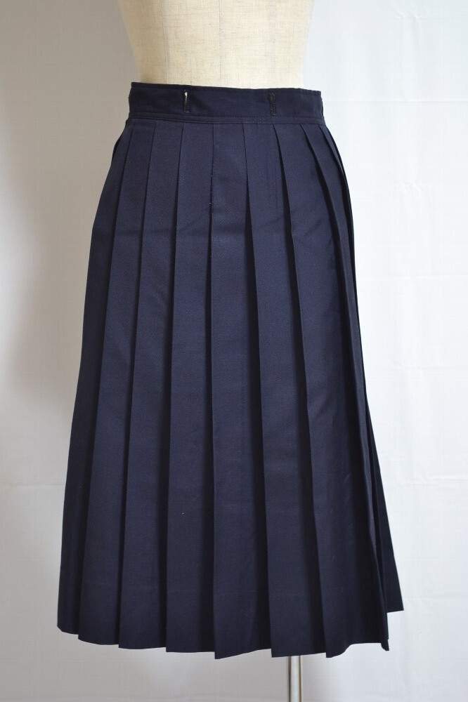 制服市場 - 大size W76 yoshizawa製 紺夏プリーツスカート＊T0754 不明