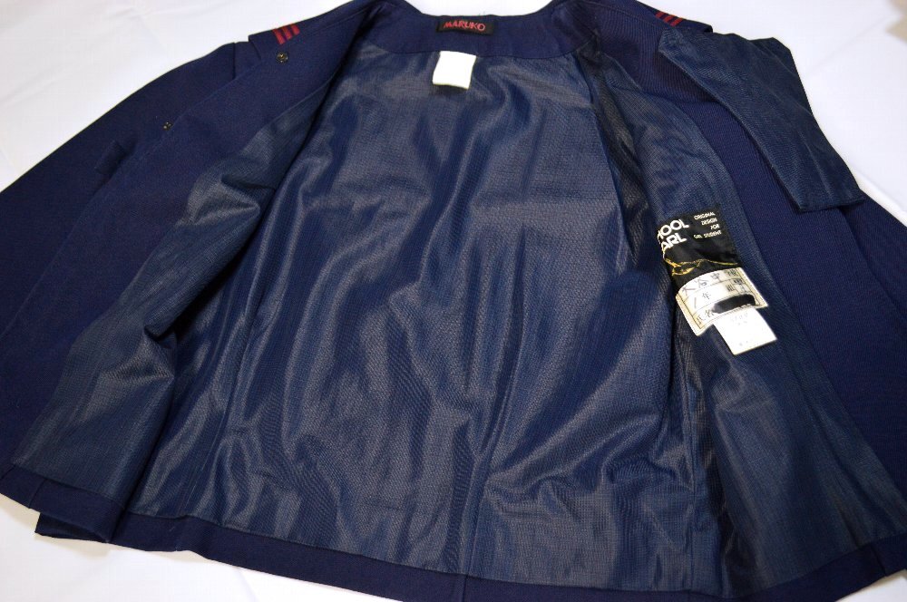 制服市場 - 赤3ラインセーラー冬服 前開き＊T3156 不明