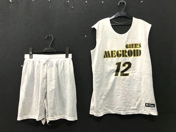 制服市場 - 0577 関東方面 不明【68ERS MEGROID】男子バスケットボール リバーシブルユニフォーム 上下 上下M B-Five製