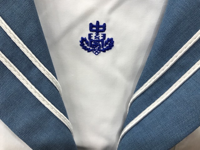 制服市場 - 3110 熊本県 熊本市立鹿南中学校 みずいろ襟 夏服 半袖 指定セーラー服 サイズ L程度 ミツタ 製
