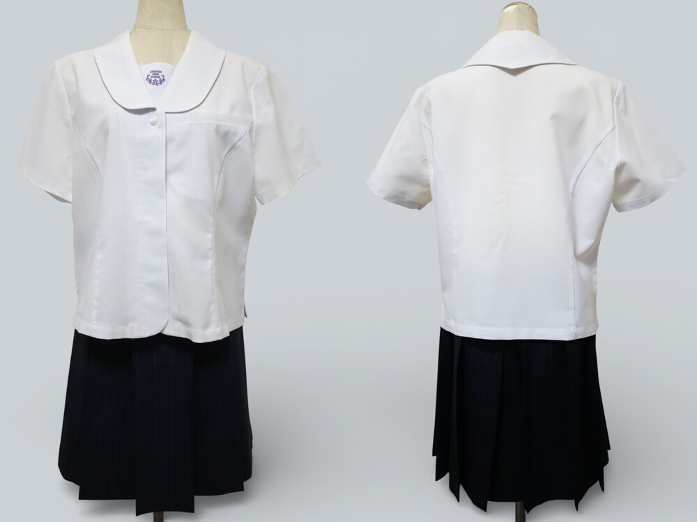 制服市場 - 大阪府 324 宣真高校 大きめ（旧々モデル）半袖ブラウス2枚＆ストライプスカート（夏） 15号・W78